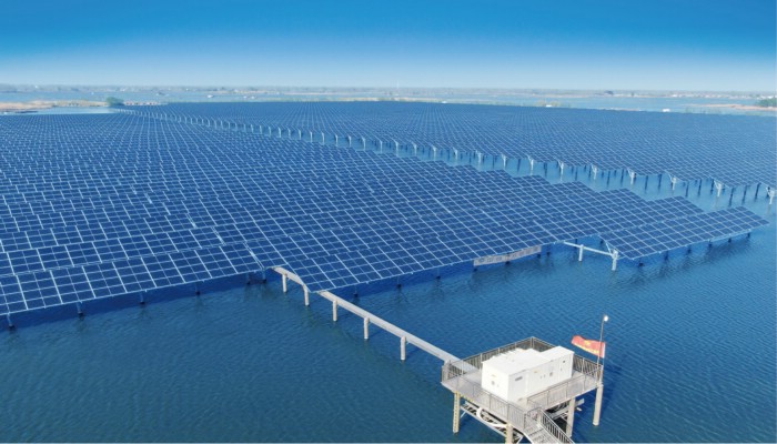 Multi-Energy Complementary Clean Energy